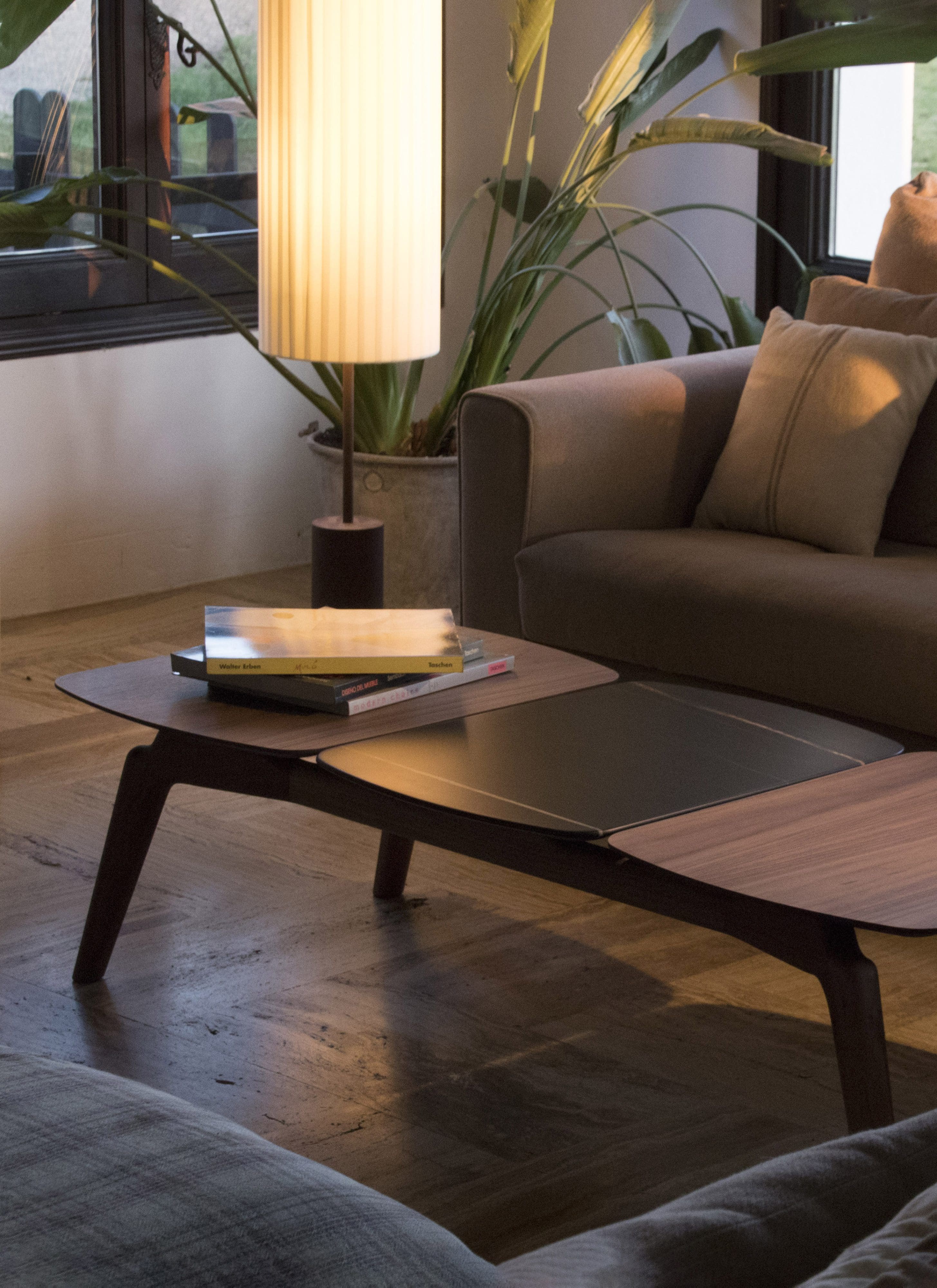 Trio Mixed Table - Nomon : Zen Cart!, The Art of E-commerce